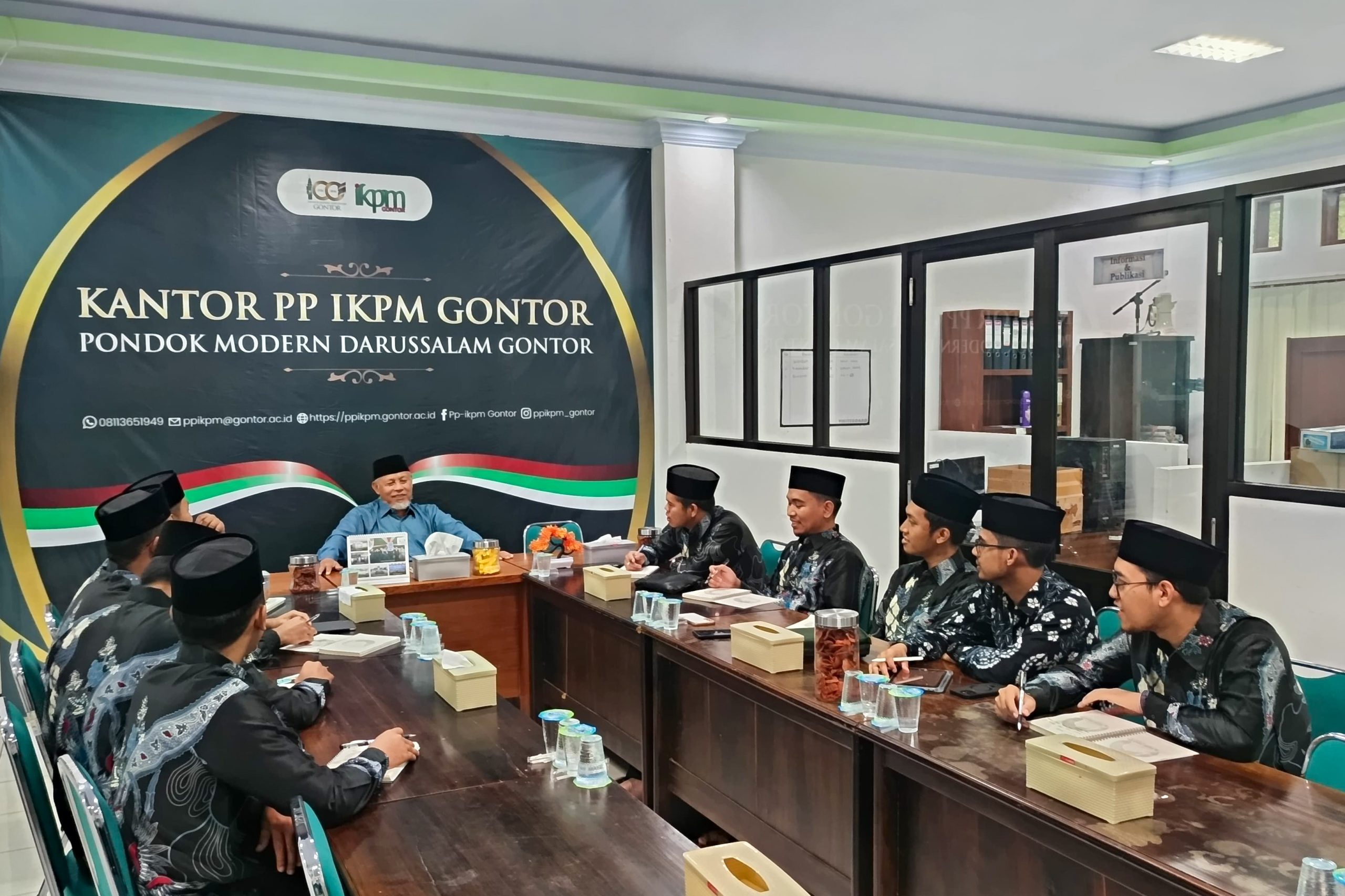 Silaturrahim PC IKPM Madinah dan PP IKPM Gontor: Membangun Sinergi dan Komitmen - PP-IKPM